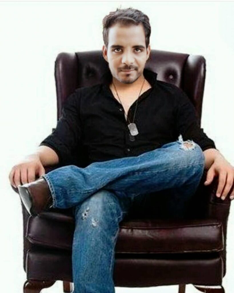 Anil Nayak (Singer) Wiki, Age, Biography, Career & More - NamesBiography