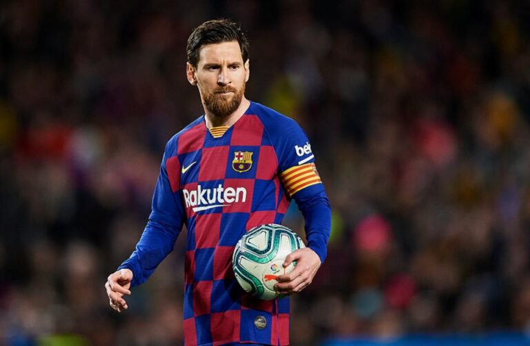 Lionel Messi Wiki, Age, Wife, Family, Net Worth & More - NamesBiography